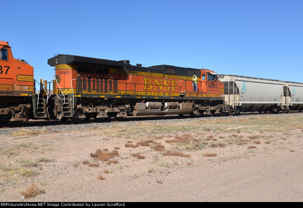 BNSF 4983 W/B